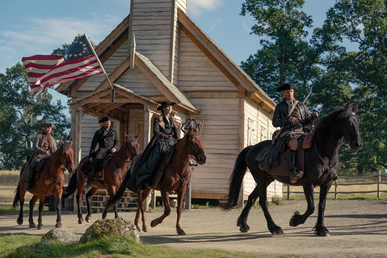 “Outlander” boss breaks down the series finale, that post-credits scene ...
