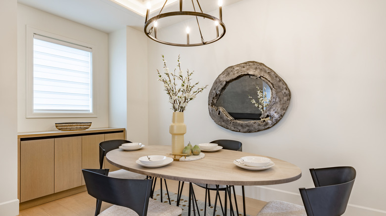 Stunning Dining Room Trends Taking Over 2026 (So Far) - AOL