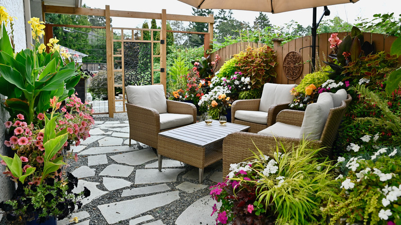 Landscaping Trends That Are Taking Over 2026 (So Far) - AOL
