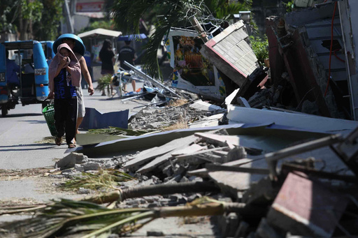 Philippine town seeks immediate airlift of food to ease hunger in quake ...