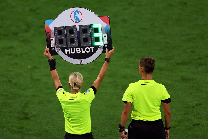 Why does clock not stop in World Cup games and how does added time work ...