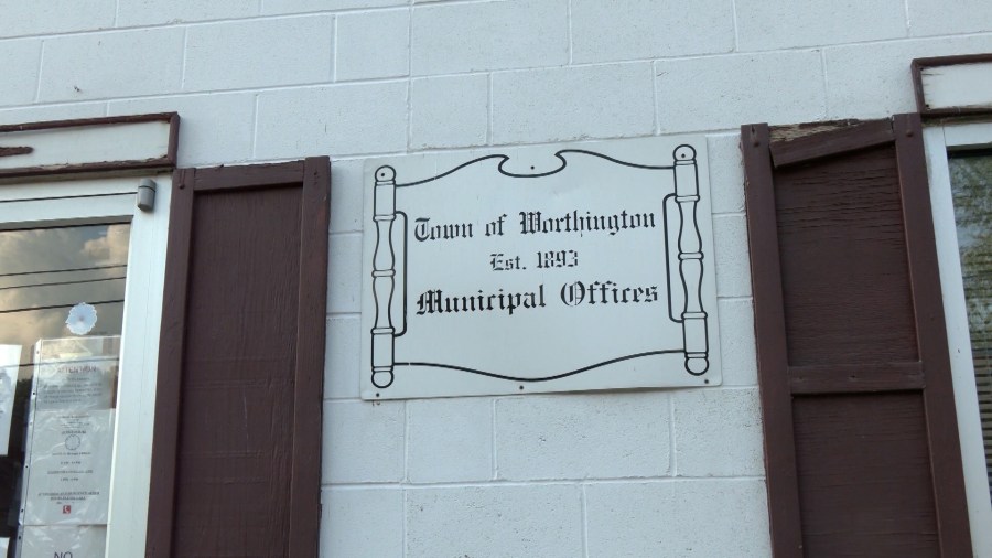 Worthington officials to discuss potential unincorporation - AOL