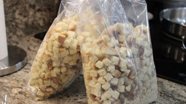 How Ina Garten Turns Bagged Stuffing Into The Most Cravable Side Dish - AOL