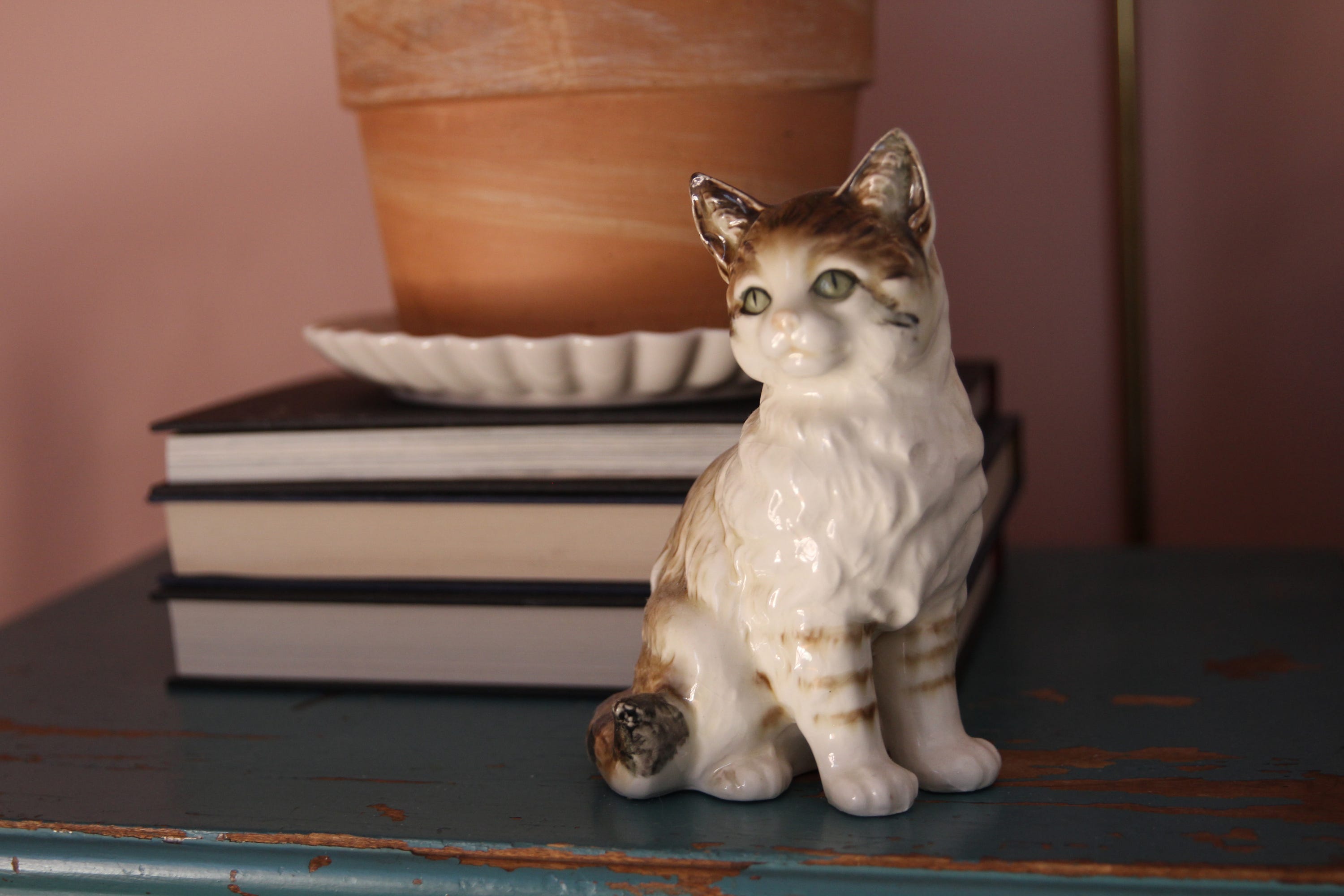 4 “Tacky” Antiques That Will Be EVERYWHERE in 2026, According to ...