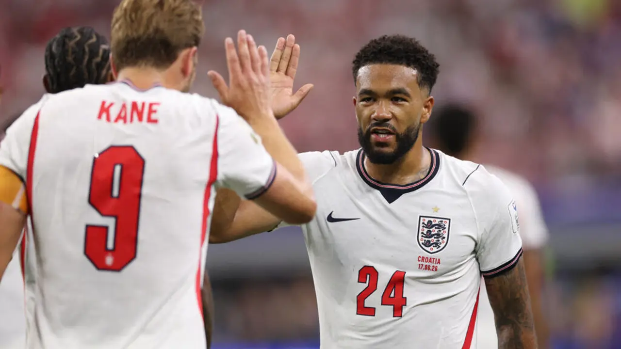 Harry Kane issues injury update after England captain spotted with calf ...