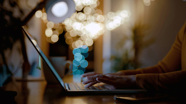 Almost Every New App Now Must Have Dark Mode Thanks To Gen Z - AOL
