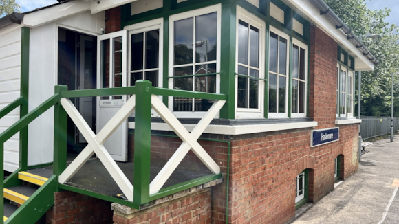 Decommissioned signal box becomes railway museum - AOL