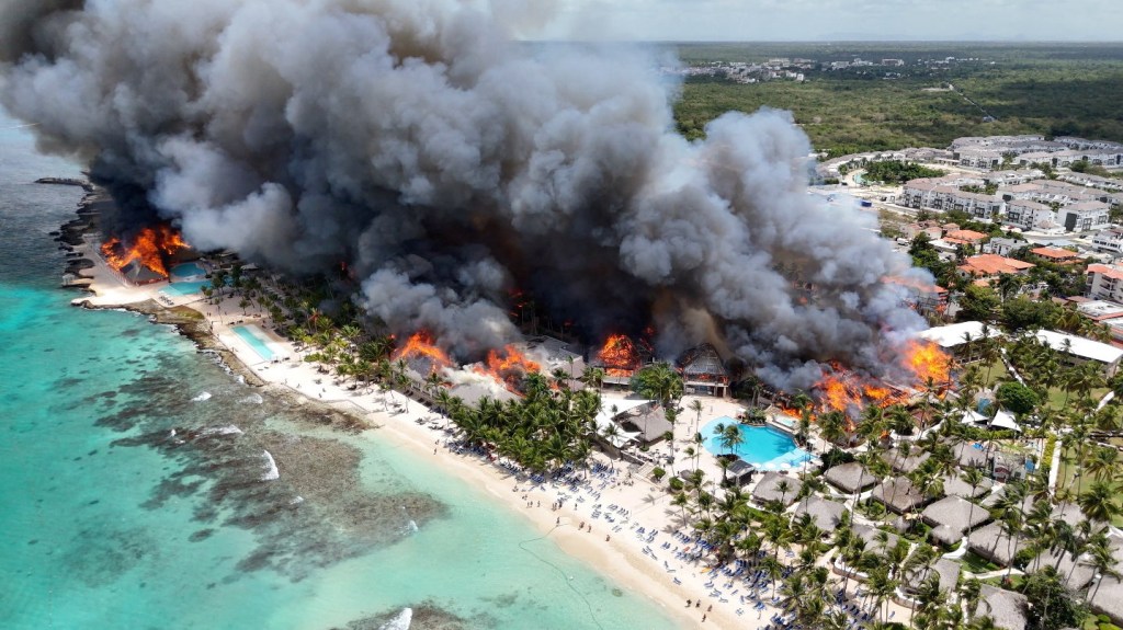 Raging inferno at Dominican resort leaves one dead, nearly 1,700 forced ...