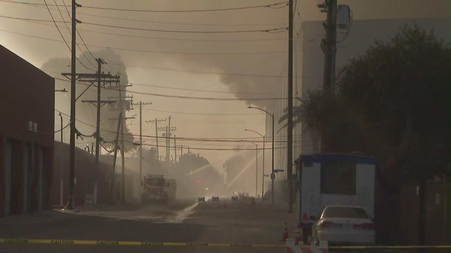 Boyle Heights warehouse fire causing health concerns - AOL