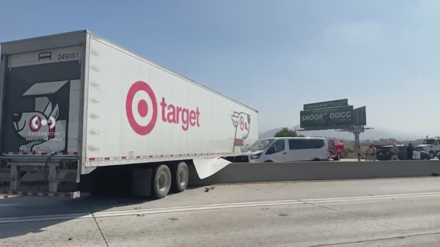 Big rig driver turned into center divider before deadly 210 Freeway ...