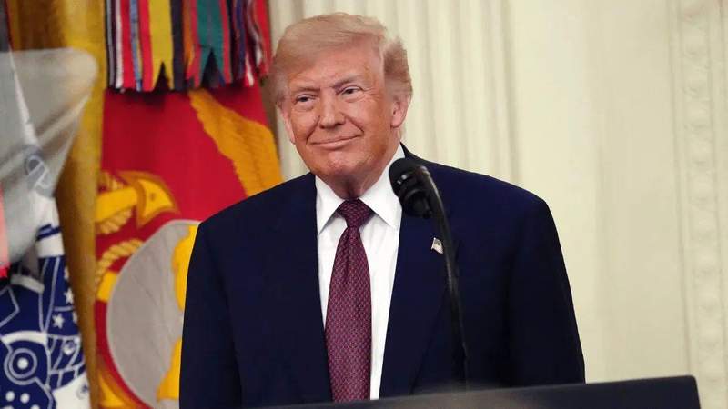 Donald Trump Bragged About His 'Power' Being Compared to Hitler's ...