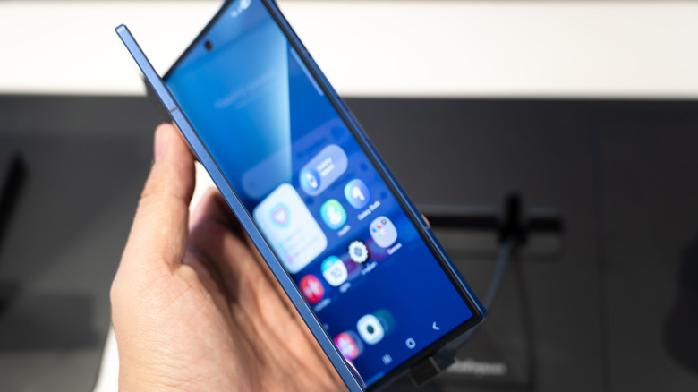 What Owners Say Is The Biggest Problem With Foldable Phones - AOL