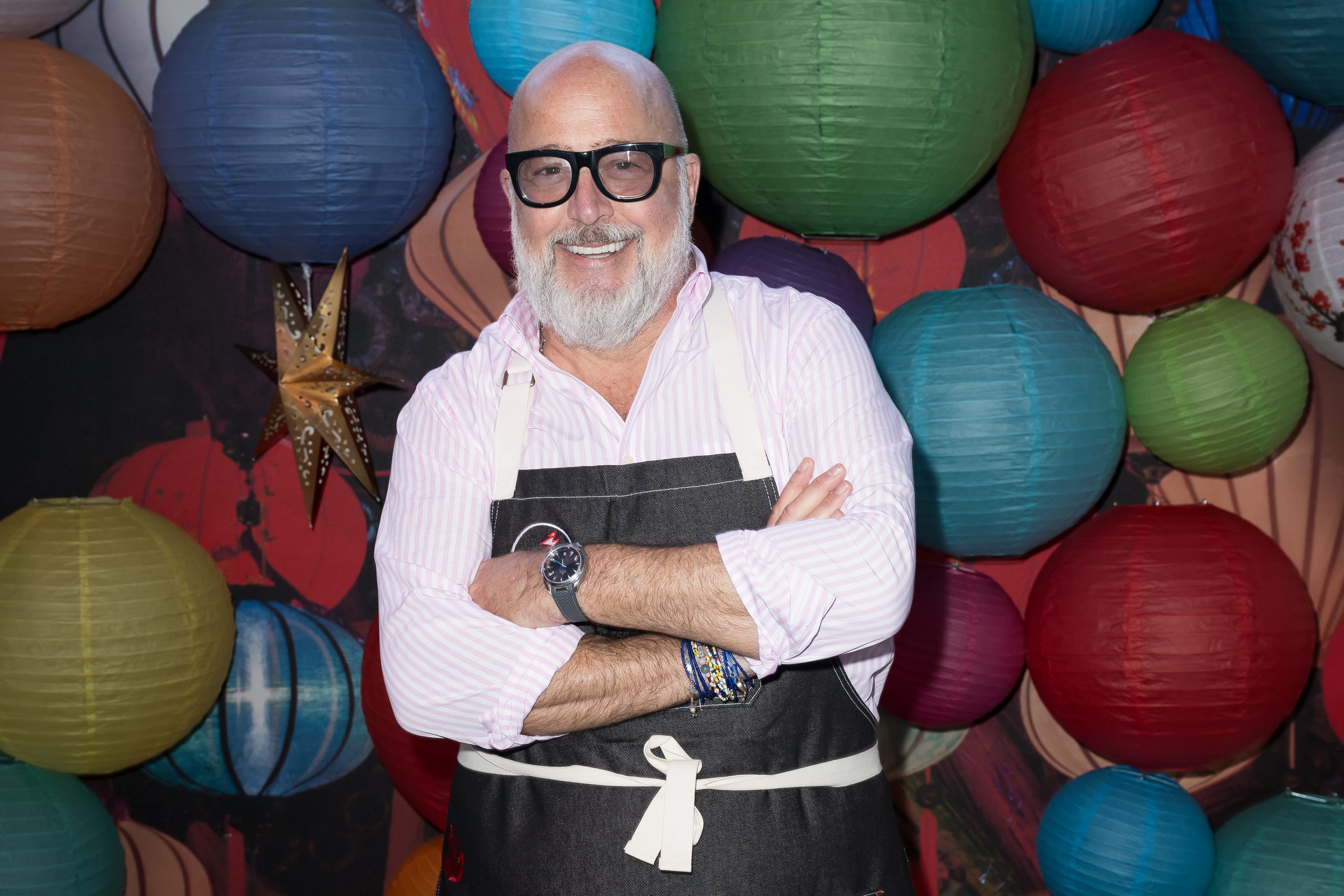 5 Celebrity Chefs Share The Best Chocolate Chip Cookie Recipe & One Is ...