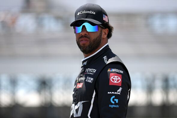 Bubba Wallace earns high praise from opinion that matters most - AOL