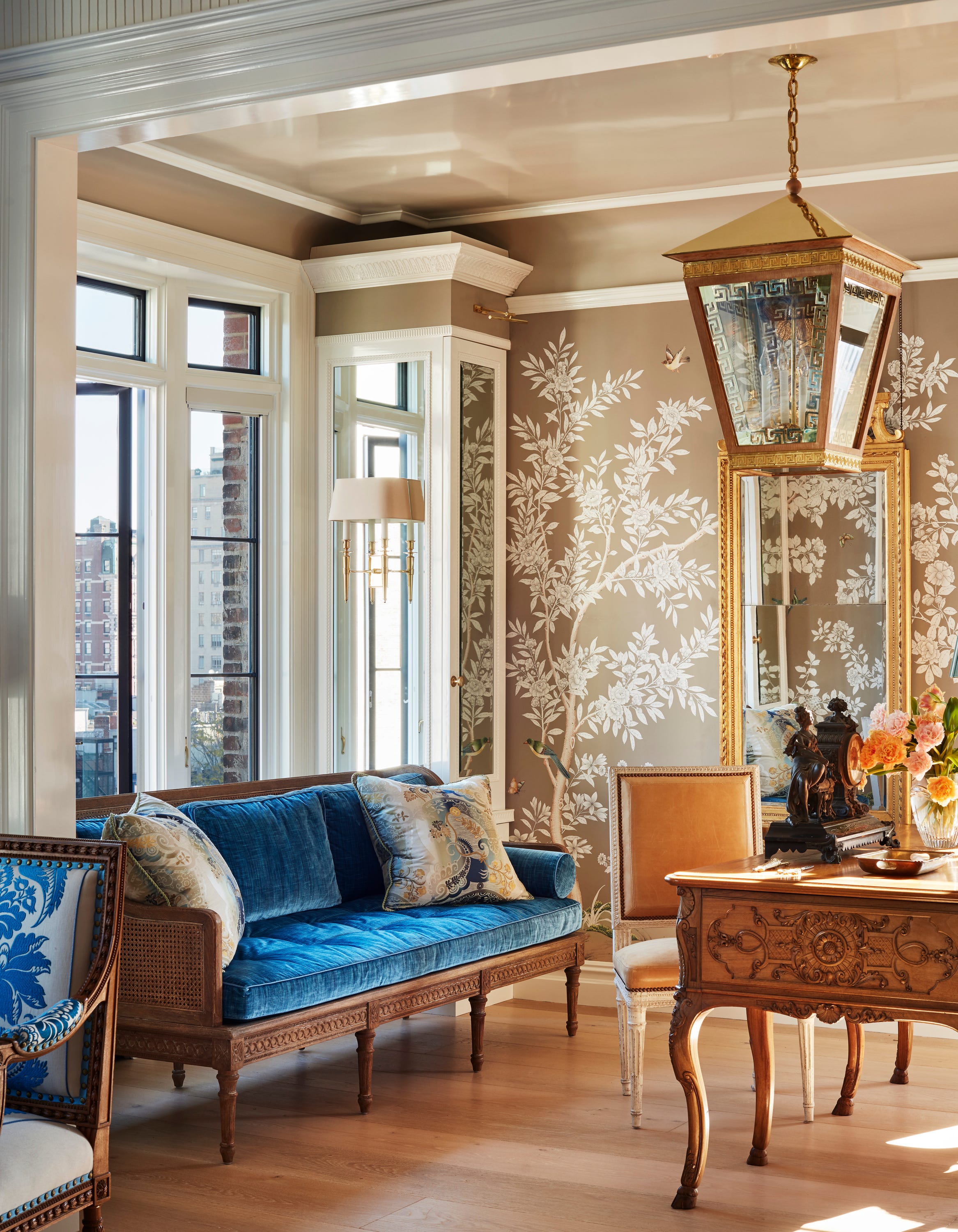 Designers Share Their Secrets for Choosing Wallpaper You’ll Love ...