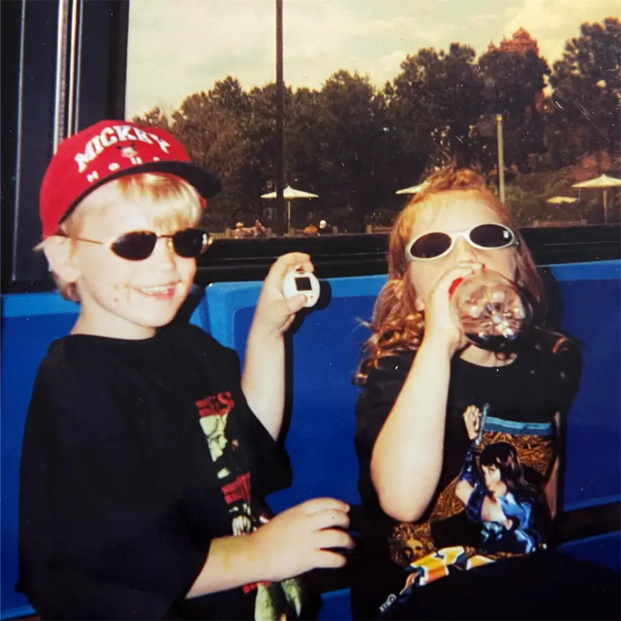 14 Small Details From Growing Up in the 90s That People Forgot About - AOL