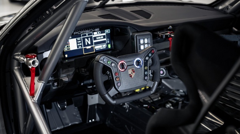 Porsche Cayman GT4 Race Car Replaced By New 911 GT4 Race Car Based On ...