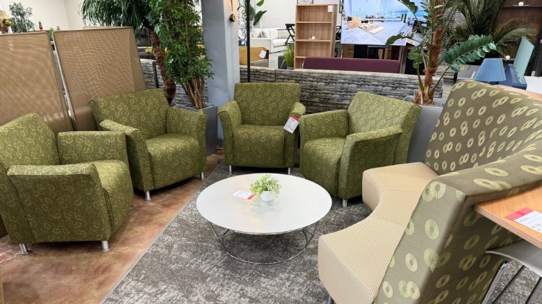 Not Thrifting: A Great Way To Score Secondhand Office Furniture For ...