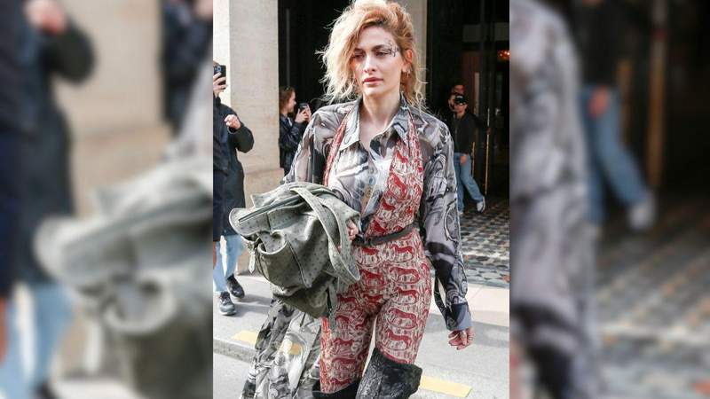 Paris Jackson Sparks Romance Rumors With Mystery Man at 'Jacka ...
