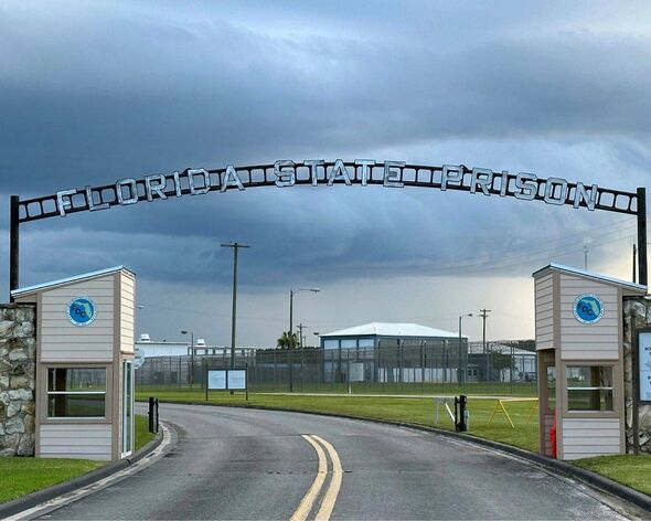 Death row inmate's final desperate plea as he is executed 30 years ...