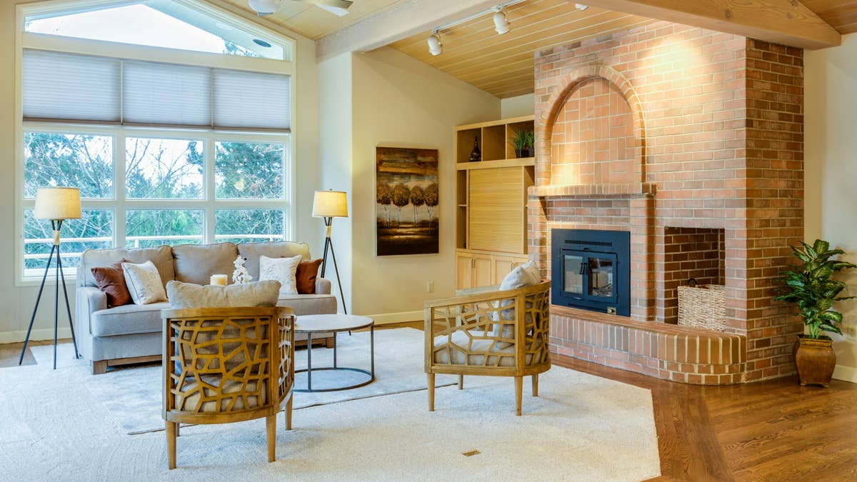 5 Things Interior Designers Say You Should Never Buy in a Matching Set ...