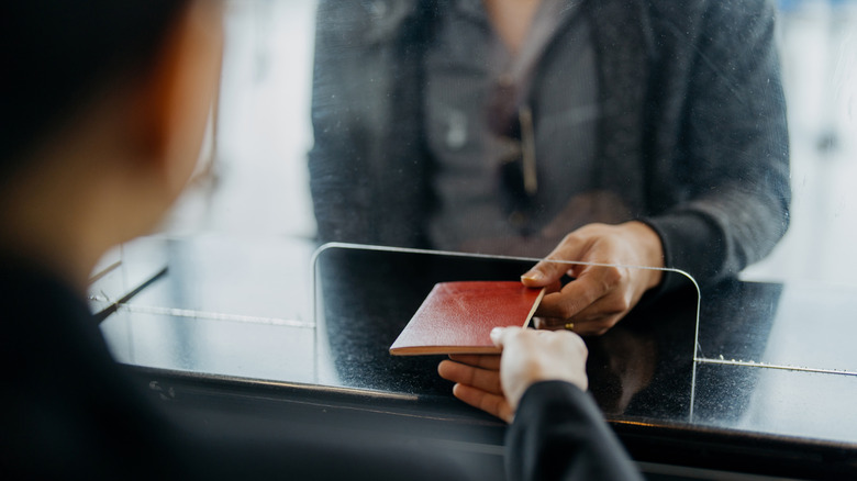 Will Travel Insurance Help You If You're Detained At The US Border? - AOL