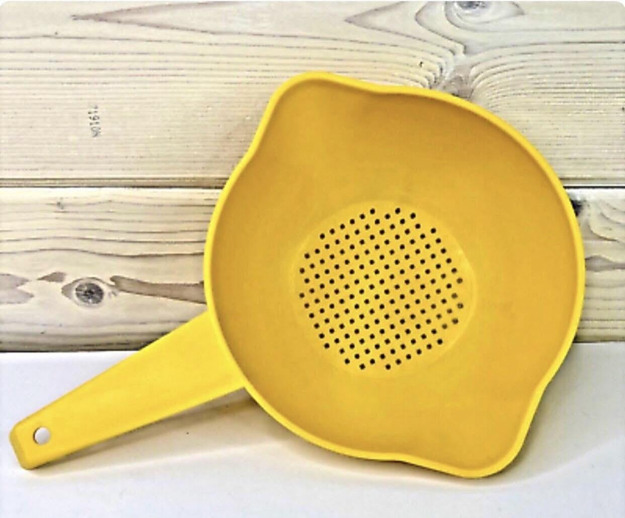 35 Things Every Kitchen Had 30 Years Ago That Vanished Without A Trace ...