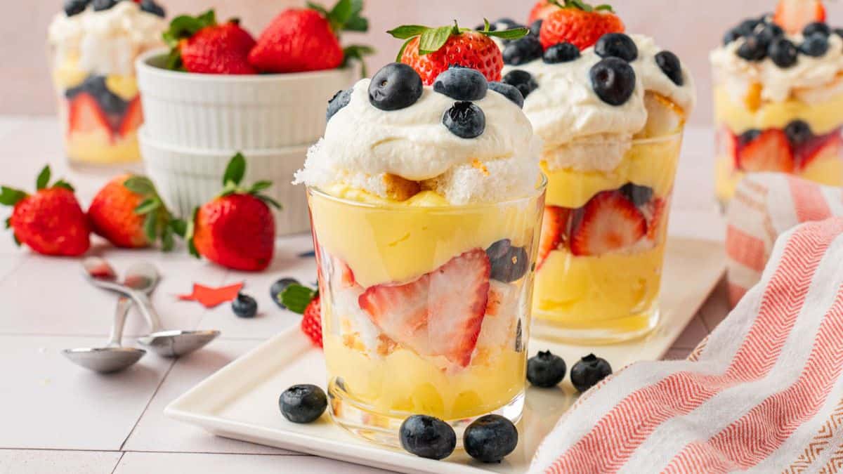 12 Festive Red, White & Blue Desserts That’ll Steal the Show This 4th ...