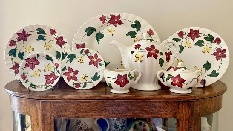 Skip Pyrex: The Hand-Painted Antique Dishware Worth Hunting For At ...