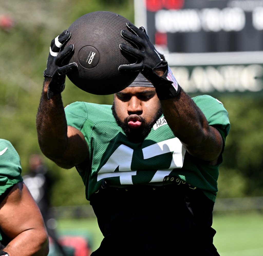 Ex-Jets star Bryce Huff reveals why he retired from NFL at 27 - AOL