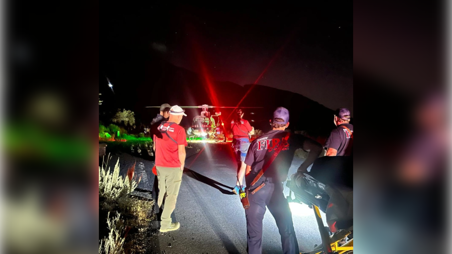Rescue crews hoist injured hiker after 50-foot fall at Bells Canyon ...