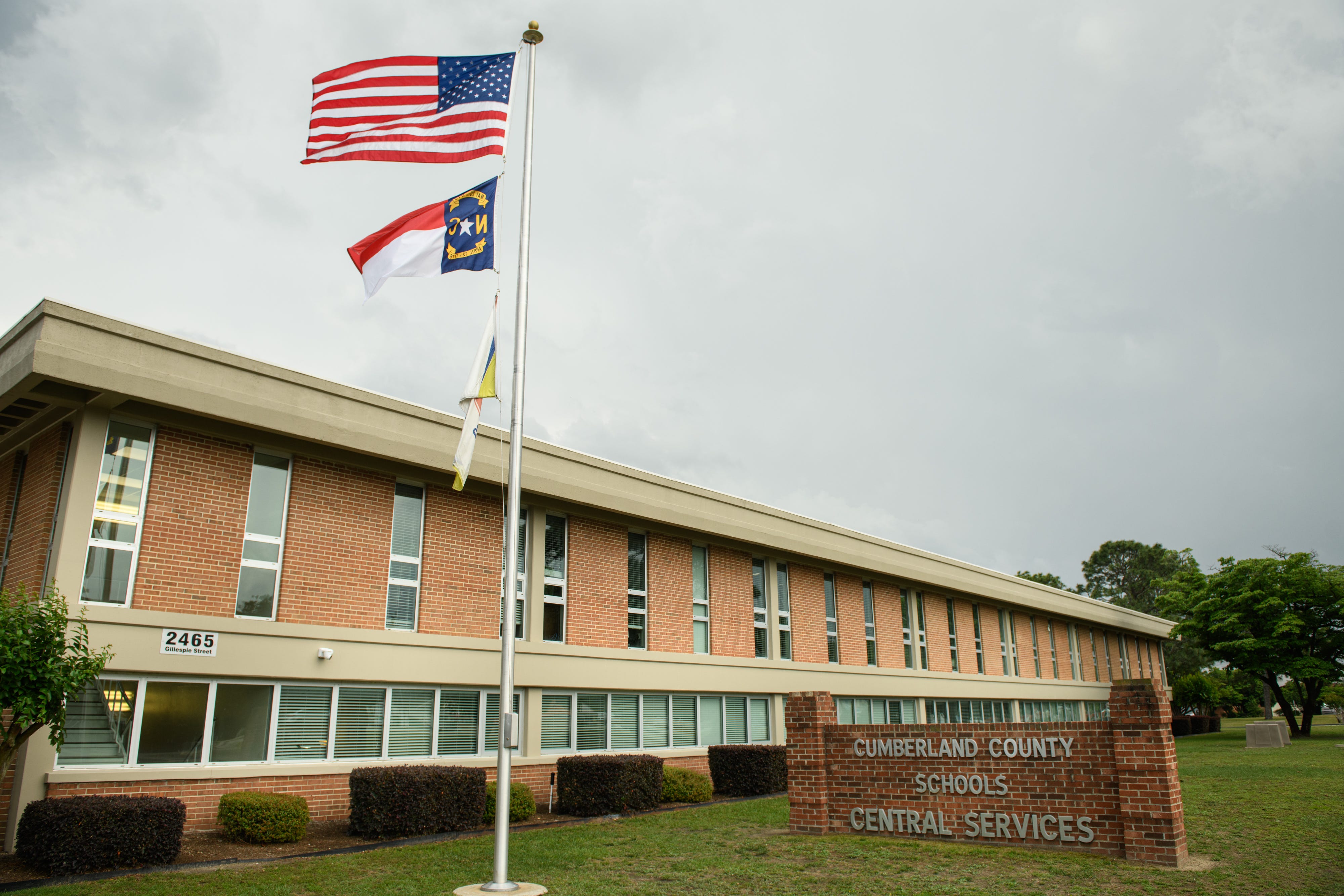 One incumbent, 15 challengers vie for Cumberland County school board - AOL