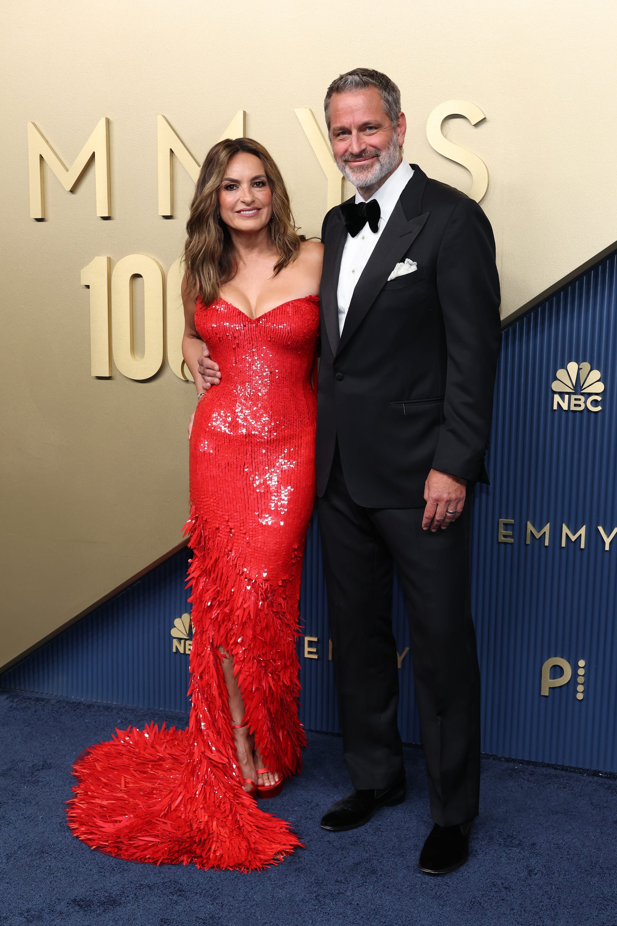 Mariska Hargitay Brings The Fire To The 2026 Emmys With This Red Sequin