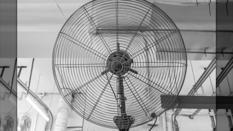 Can You Store A TV In A Hot Garage? - AOL